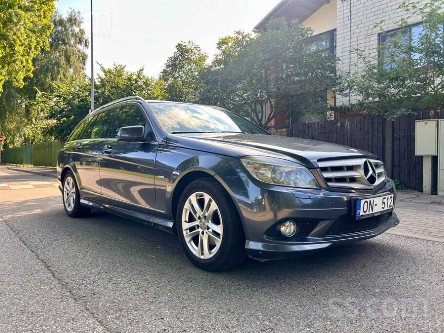 Pelēks Mercedes-Benz c-220 2009 Liepāja, ar dzinēja tilpumu 2.20 L un nobraukumu 275 tūkst. km par 5000 €, foto 1 vietnē AUTOMOTO.COM.LV