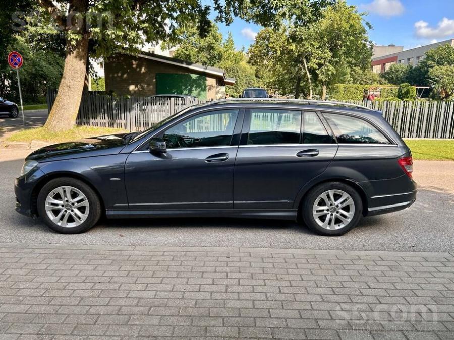 Pelēks Mercedes-Benz c-220 2009 Liepāja, ar dzinēja tilpumu 2.20 L un nobraukumu 275 tūkst. km par 5000 €, foto 8 vietnē AUTOMOTO.COM.LV