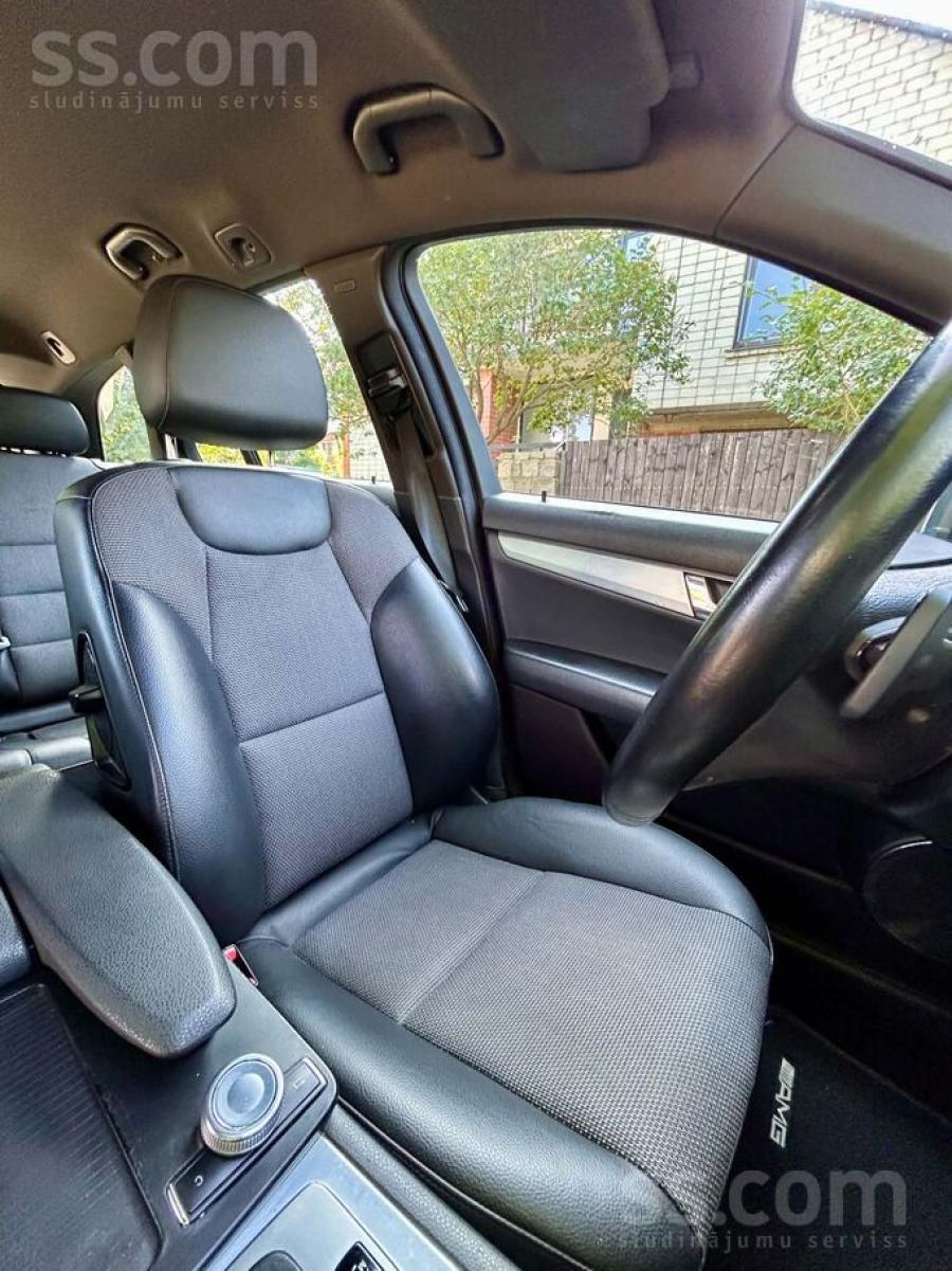 Pelēks Mercedes-Benz c-220 2009 Liepāja, ar dzinēja tilpumu 2.20 L un nobraukumu 275 tūkst. km par 5000 €, foto 13 vietnē AUTOMOTO.COM.LV