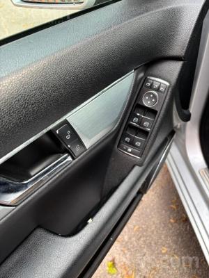 Pelēks Mercedes-Benz c-220 2009 Liepāja, ar dzinēja tilpumu 2.20 L un nobraukumu 292 tūkst. km par 2800 €, foto 10 vietnē AUTOMOTO.COM.LV
