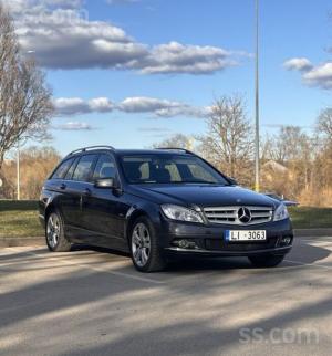 Grey Mercedes-Benz c-220 2009 in Valmiera, with an engine capacity of 2.20 L and mileage of 362 thousand km for 3800 €, photo 7 on AUTOMOTO.COM.LV