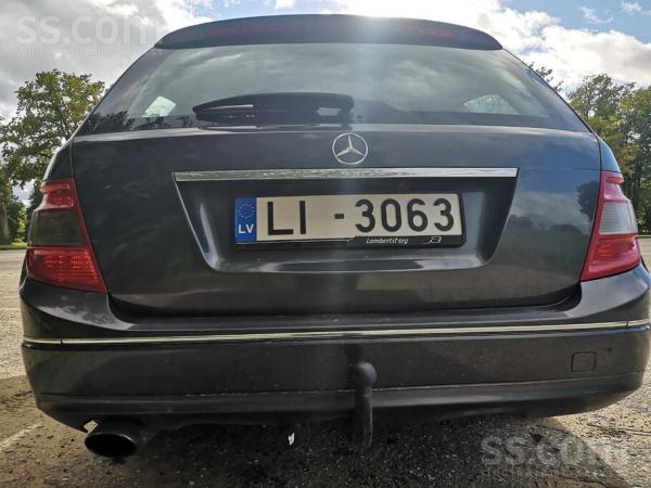 Pelēks Mercedes-Benz c-220 2009 Valmiera, ar dzinēja tilpumu 2.20 L un nobraukumu 362 tūkst. km par 3800 €, foto 6 vietnē AUTOMOTO.COM.LV