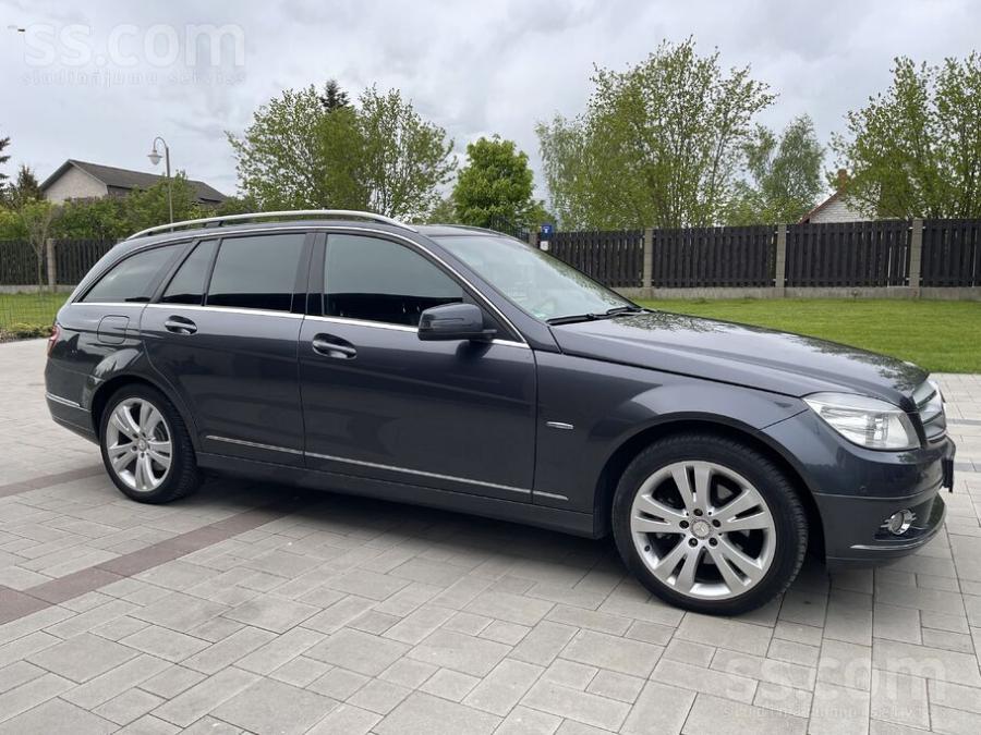 Pelēks Mercedes-Benz c-220 2010 Bauska, ar dzinēja tilpumu 2.20 L un nobraukumu 255 tūkst. km par 3500 €, foto 4 vietnē AUTOMOTO.COM.LV