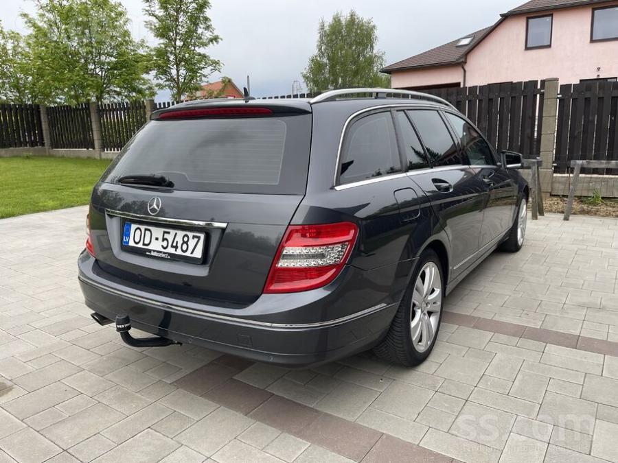 Pelēks Mercedes-Benz c-220 2010 Bauska, ar dzinēja tilpumu 2.20 L un nobraukumu 255 tūkst. km par 3500 €, foto 6 vietnē AUTOMOTO.COM.LV