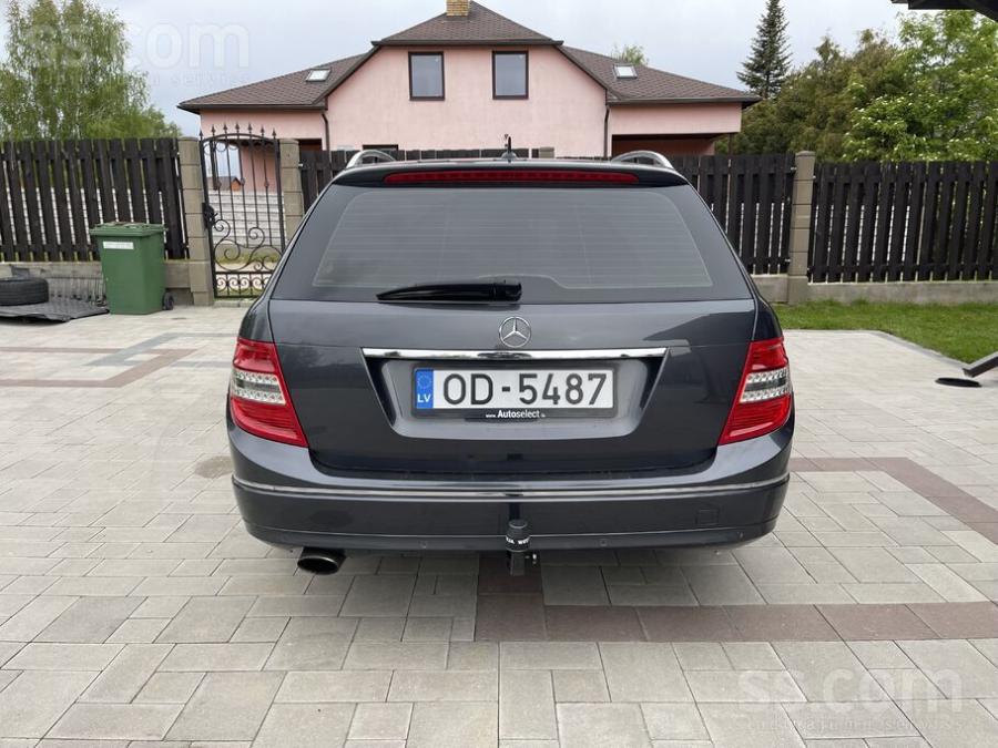 Pelēks Mercedes-Benz c-220 2010 Bauska, ar dzinēja tilpumu 2.20 L un nobraukumu 255 tūkst. km par 3500 €, foto 7 vietnē AUTOMOTO.COM.LV