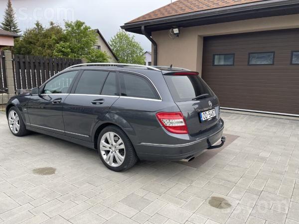 Grey Mercedes-Benz c-220 2010 in Bauska, with an engine capacity of 2.20 L and mileage of 255 thousand km for 6800 €, photo 8 on AUTOMOTO.COM.LV