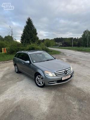 Grey Mercedes-Benz c-220 2010 in Panevezys, with an engine capacity of 2.10 L and mileage of 406 thousand km for 5200 €, photo  on AUTOMOTO.COM.LV