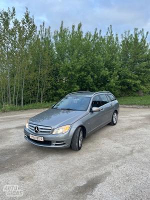 Grey Mercedes-Benz c-220 2010 in Panevezys, with an engine capacity of 2.10 L and mileage of 406 thousand km for 5200 €, photo 3 on AUTOMOTO.COM.LV