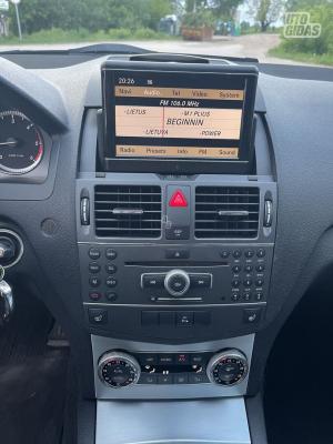 Grey Mercedes-Benz c-220 2010 in Panevezys, with an engine capacity of 2.10 L and mileage of 406 thousand km for 5200 €, photo 10 on AUTOMOTO.COM.LV