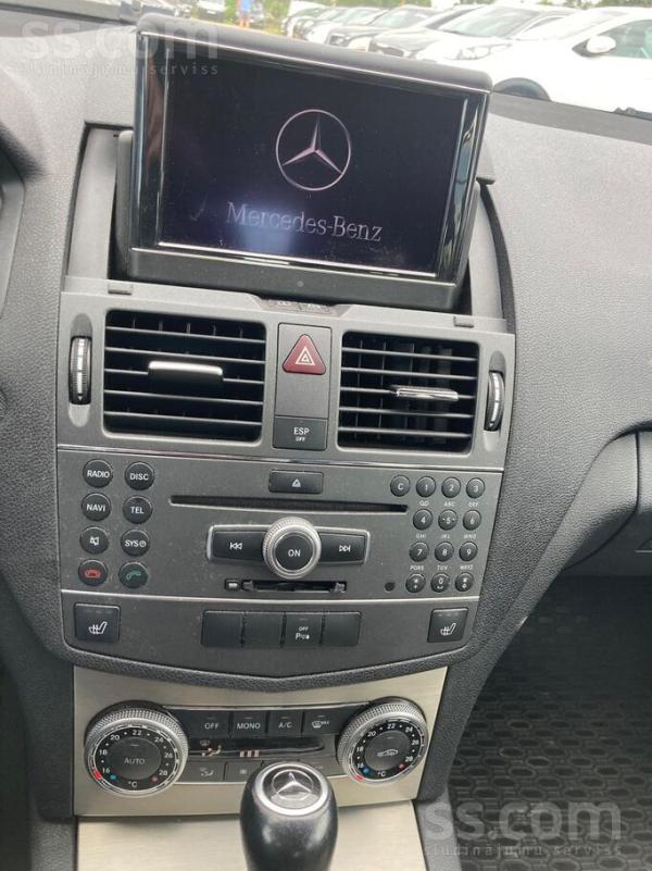 Grey Mercedes-Benz c-220 2010 in Riga, with an engine capacity of 2.20 L and mileage of 275 thousand km for 5700 €, photo 9 on AUTOMOTO.COM.LV