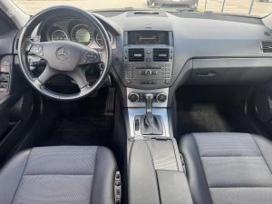 Grey Mercedes-Benz c-220 2010 in Vilnius, with an engine capacity of 2.14 L and mileage of 240 thousand km for 4800 €, photo 13 on AUTOMOTO.COM.LV