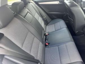 Grey Mercedes-Benz c-220 2010 in Vilnius, with an engine capacity of 2.14 L and mileage of 240 thousand km for 4800 €, photo 17 on AUTOMOTO.COM.LV