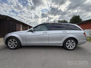 Grey Mercedes-Benz c-220 2010 in Riga, with an engine capacity of 2.20 L and mileage of 226 thousand km for 6300 €, photo  on AUTOMOTO.COM.LV