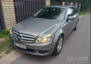 Pelēks Mercedes-Benz c-220 2010 Rīga, ar dzinēja tilpumu 2.20 L un nobraukumu 0 tūkst. km par 4700 €, foto  vietnē AUTOMOTO.COM.LV