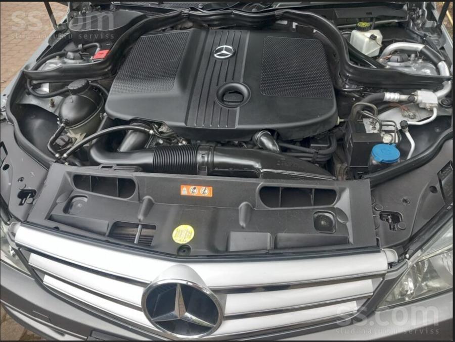Grey Mercedes-Benz c-220 2010 in Riga, with an engine capacity of 2.20 L and mileage of 0 thousand km for 4700 €, photo 5 on AUTOMOTO.COM.LV