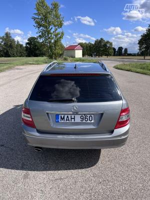 Pelēks Mercedes-Benz c-220 2010 Vilkaviškis, ar dzinēja tilpumu 2.10 L un nobraukumu 324 tūkst. km par 3350 €, foto 7 vietnē AUTOMOTO.COM.LV