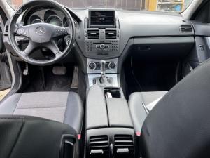 Pelēks Mercedes-Benz c-220 2010 Vilkaviškis, ar dzinēja tilpumu 2.10 L un nobraukumu 324 tūkst. km par 3350 €, foto 9 vietnē AUTOMOTO.COM.LV
