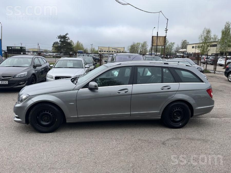 Pelēks Mercedes-Benz c-220 2011 Rīga, ar dzinēja tilpumu 2.20 L un nobraukumu 0 tūkst. km par 6750 €, foto 1 vietnē AUTOMOTO.COM.LV