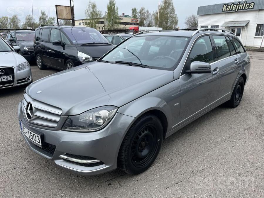 Pelēks Mercedes-Benz c-220 2011 Rīga, ar dzinēja tilpumu 2.20 L un nobraukumu 0 tūkst. km par 6750 €, foto 2 vietnē AUTOMOTO.COM.LV