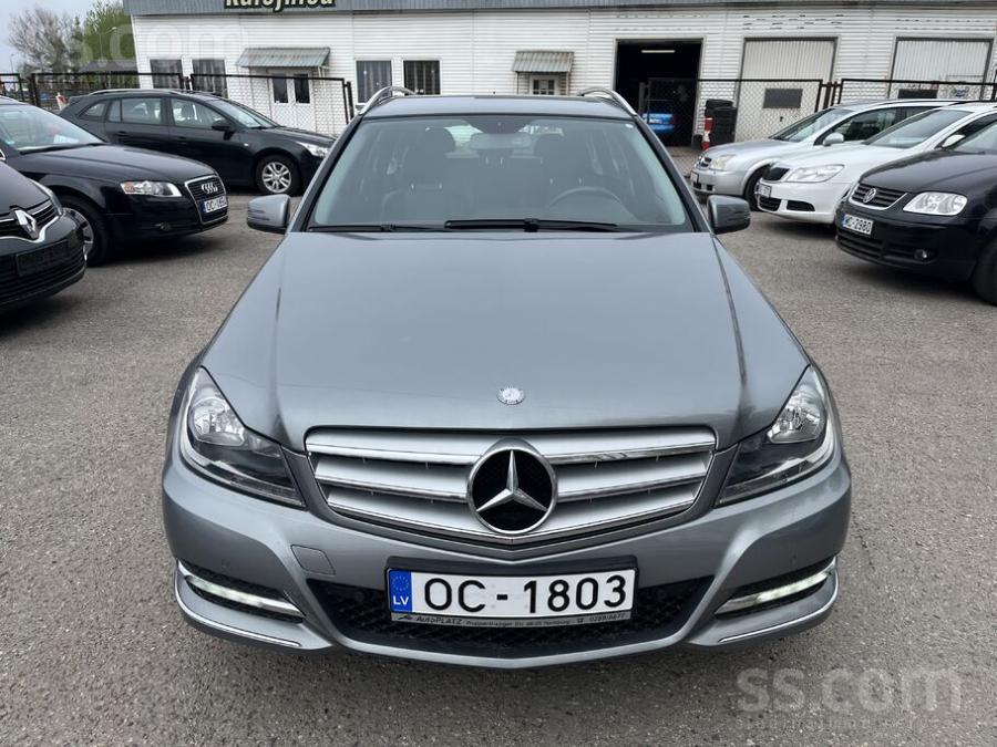 Pelēks Mercedes-Benz c-220 2011 Rīga, ar dzinēja tilpumu 2.20 L un nobraukumu 0 tūkst. km par 6750 €, foto 3 vietnē AUTOMOTO.COM.LV