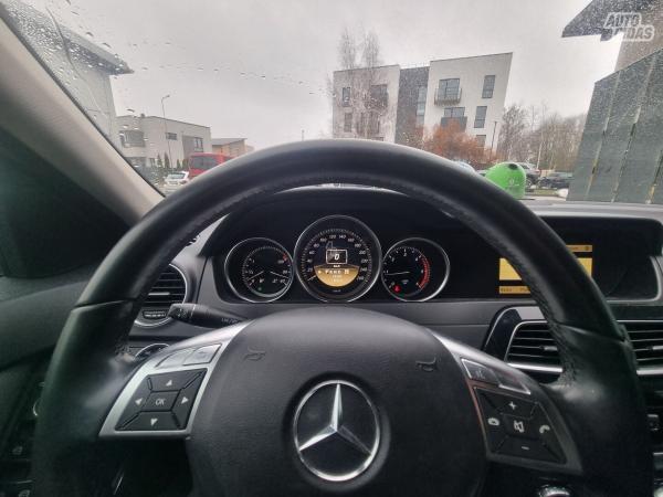 Pelēks Mercedes-Benz c-220 2011 Kauņa, ar dzinēja tilpumu 2.10 L un nobraukumu 349 tūkst. km par 4200 €, foto 10 vietnē AUTOMOTO.COM.LV