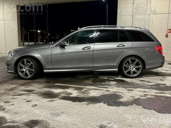 Pelēks Mercedes-Benz c-220 2011 Rīga, ar dzinēja tilpumu 2.20 L un nobraukumu 443 tūkst. km par 7490 €, foto 2 vietnē AUTOMOTO.COM.LV