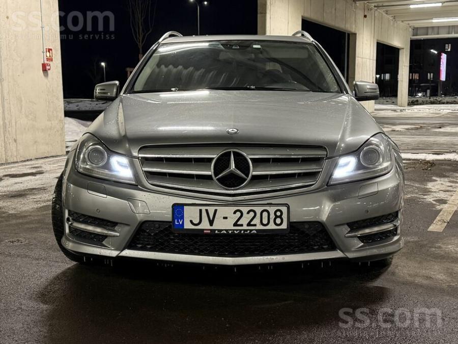 Pelēks Mercedes-Benz c-220 2011 Rīga, ar dzinēja tilpumu 2.20 L un nobraukumu 443 tūkst. km par 7490 €, foto 3 vietnē AUTOMOTO.COM.LV