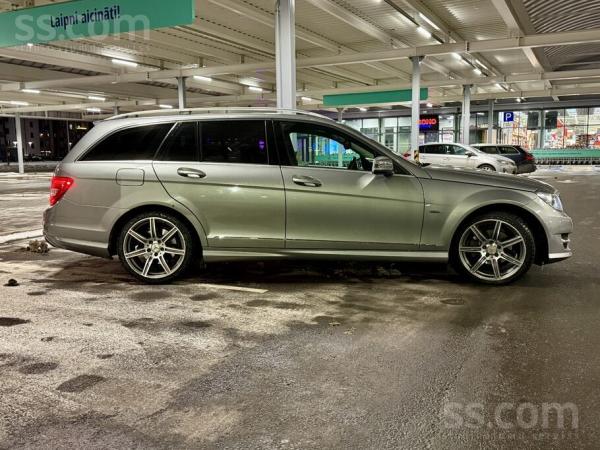 Pelēks Mercedes-Benz c-220 2011 Rīga, ar dzinēja tilpumu 2.20 L un nobraukumu 443 tūkst. km par 7490 €, foto 5 vietnē AUTOMOTO.COM.LV