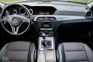Pelēks Mercedes-Benz c-220 2011 Jonava, ar dzinēja tilpumu 2.10 L un nobraukumu 338 tūkst. km par 5000 €, foto 21 vietnē AUTOMOTO.COM.LV