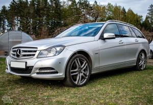 Pelēks Mercedes-Benz c-220 2011 Jonava, ar dzinēja tilpumu 2.10 L un nobraukumu 338 tūkst. km par 5000 €, foto 24 vietnē AUTOMOTO.COM.LV