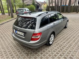 Серый Мерседес Ц 220 2011 в Каунас, объемом двигателя 2.20 л и пробегом 299 тыс. км за 3850 €, фото 4 на AUTOMOTO.COM.LV