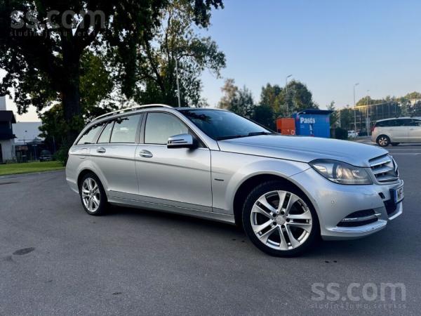 Grey Mercedes-Benz c-220 2011 in Riga, with an engine capacity of 2.20 L and mileage of 0 thousand km for 5000 €, photo 1 on AUTOMOTO.COM.LV