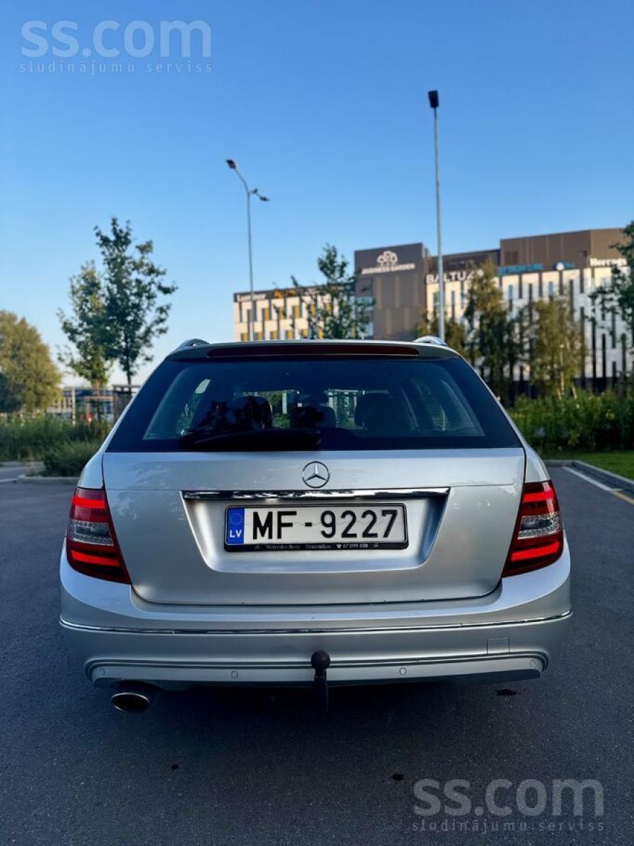 Grey Mercedes-Benz c-220 2011 in Riga, with an engine capacity of 2.20 L and mileage of 0 thousand km for 5000 €, photo 6 on AUTOMOTO.COM.LV