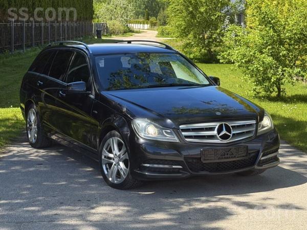 Grey Mercedes-Benz c-220 2011 in Riga, with an engine capacity of 2.20 L and mileage of 277 thousand km for 5850 €, photo 1 on AUTOMOTO.COM.LV