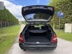 Pelēks Mercedes-Benz c-220 2011 Rīga, ar dzinēja tilpumu 2.20 L un nobraukumu 277 tūkst. km par 5850 €, foto 18 vietnē AUTOMOTO.COM.LV
