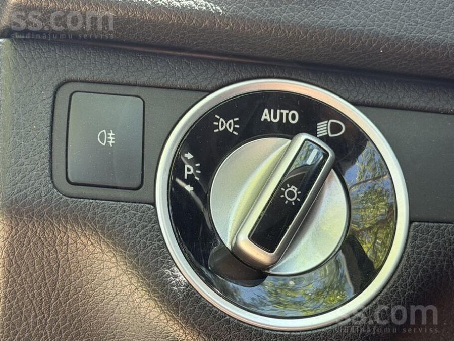 Pelēks Mercedes-Benz c-220 2011 Rīga, ar dzinēja tilpumu 2.20 L un nobraukumu 277 tūkst. km par 5850 €, foto 20 vietnē AUTOMOTO.COM.LV
