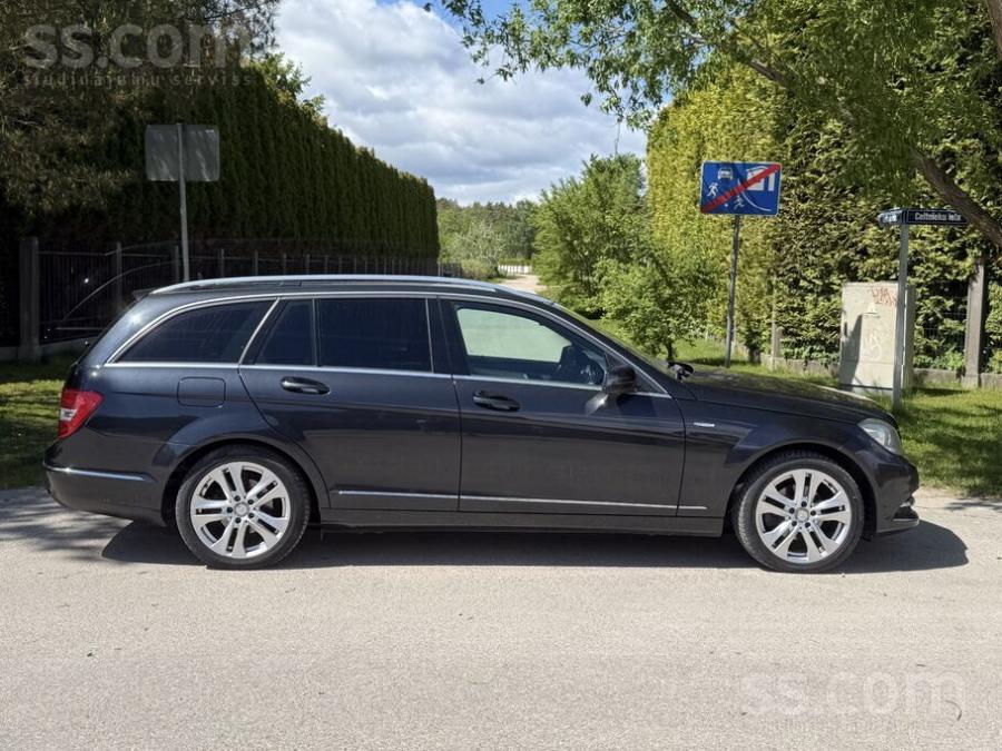 Pelēks Mercedes-Benz c-220 2011 Rīga, ar dzinēja tilpumu 2.20 L un nobraukumu 277 tūkst. km par 5850 €, foto 21 vietnē AUTOMOTO.COM.LV