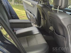 Pelēks Mercedes-Benz c-220 2011 Rīga, ar dzinēja tilpumu 2.20 L un nobraukumu 277 tūkst. km par 5850 €, foto 23 vietnē AUTOMOTO.COM.LV