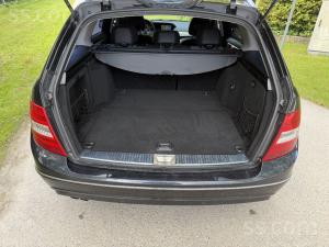 Pelēks Mercedes-Benz c-220 2011 Rīga, ar dzinēja tilpumu 2.20 L un nobraukumu 277 tūkst. km par 5850 €, foto 24 vietnē AUTOMOTO.COM.LV