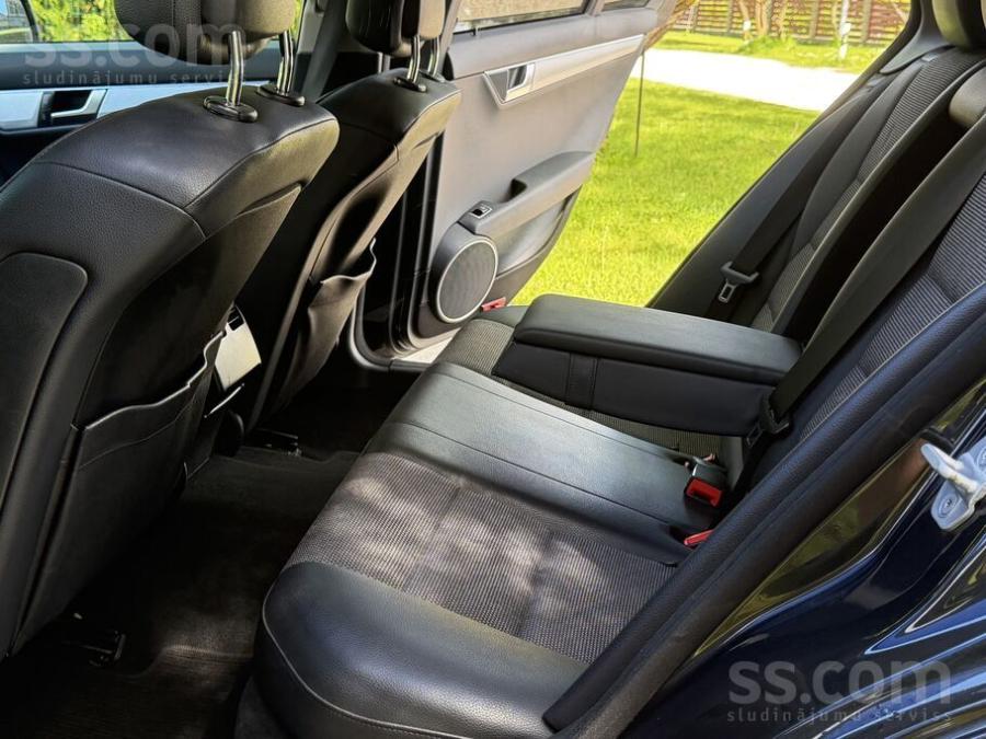 Pelēks Mercedes-Benz c-220 2011 Rīga, ar dzinēja tilpumu 2.20 L un nobraukumu 277 tūkst. km par 5850 €, foto 25 vietnē AUTOMOTO.COM.LV