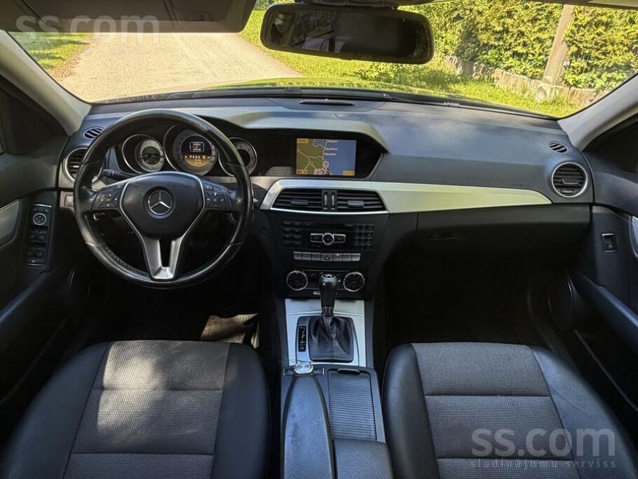 Pelēks Mercedes-Benz c-220 2011 Rīga, ar dzinēja tilpumu 2.20 L un nobraukumu 277 tūkst. km par 5850 €, foto 29 vietnē AUTOMOTO.COM.LV