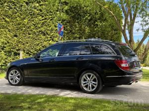 Pelēks Mercedes-Benz c-220 2011 Rīga, ar dzinēja tilpumu 2.20 L un nobraukumu 277 tūkst. km par 5850 €, foto 33 vietnē AUTOMOTO.COM.LV