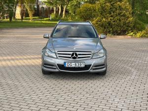 Pelēks Mercedes-Benz c-220 2011 Madona, ar dzinēja tilpumu 2.20 L un nobraukumu 356 tūkst. km par 5950 €, foto  vietnē AUTOMOTO.COM.LV