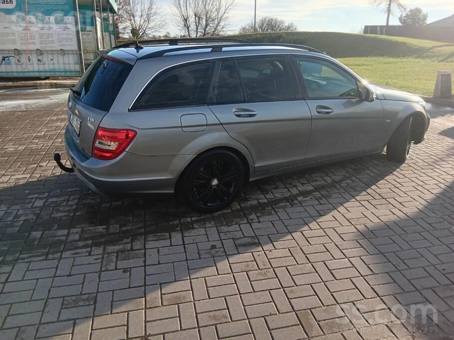 Pelēks Mercedes-Benz c-220 2011 Rēzekne, ar dzinēja tilpumu 2.20 L un nobraukumu 451 tūkst. km par 2800 €, foto 4 vietnē AUTOMOTO.COM.LV