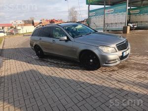 Pelēks Mercedes-Benz c-220 2011 Rēzekne, ar dzinēja tilpumu 2.20 L un nobraukumu 451 tūkst. km par 2800 €, foto 5 vietnē AUTOMOTO.COM.LV