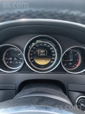 Pelēks Mercedes-Benz c-220 2011 Rēzekne, ar dzinēja tilpumu 2.20 L un nobraukumu 451 tūkst. km par 2800 €, foto 7 vietnē AUTOMOTO.COM.LV