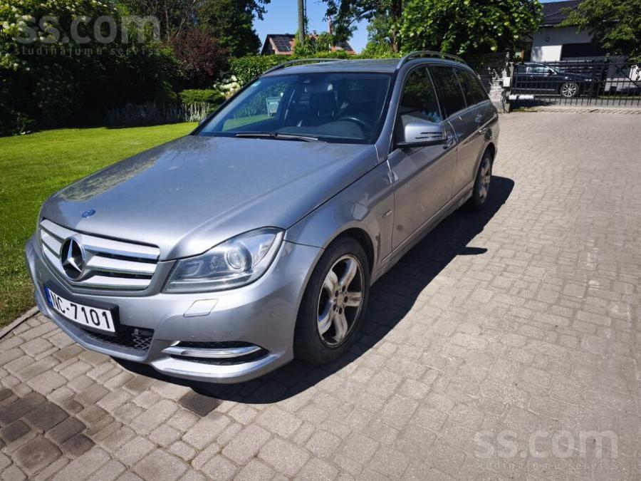 Pelēks Mercedes-Benz c-220 2011 Cēsis, ar dzinēja tilpumu 2.10 L un nobraukumu 293 tūkst. km par 4900 €, foto 1 vietnē AUTOMOTO.COM.LV