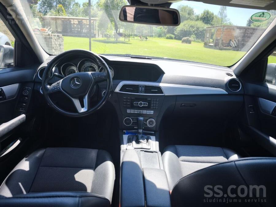 Pelēks Mercedes-Benz c-220 2011 Cēsis, ar dzinēja tilpumu 2.10 L un nobraukumu 293 tūkst. km par 4900 €, foto 6 vietnē AUTOMOTO.COM.LV