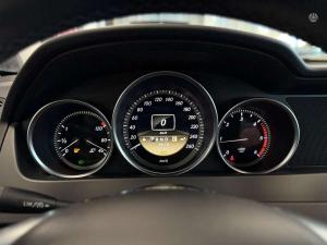 Pelēks Mercedes-Benz c-220 2011 Klaipėda, ar dzinēja tilpumu 2.20 L un nobraukumu 250 tūkst. km par 7750 €, foto 8 vietnē AUTOMOTO.COM.LV