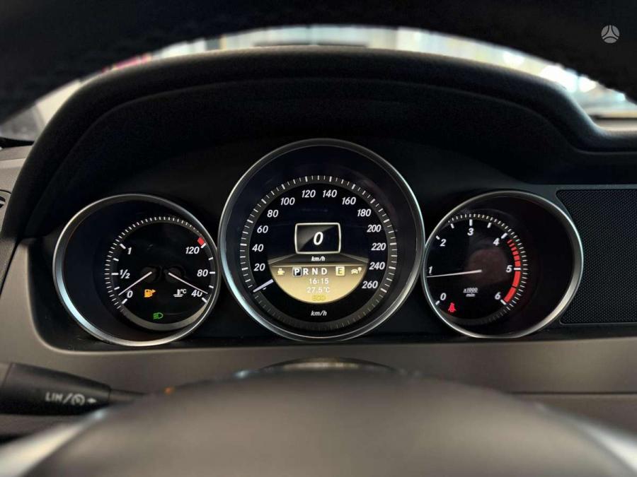 Pelēks Mercedes-Benz c-220 2011 Klaipėda, ar dzinēja tilpumu 2.20 L un nobraukumu 250 tūkst. km par 7750 €, foto 8 vietnē AUTOMOTO.COM.LV